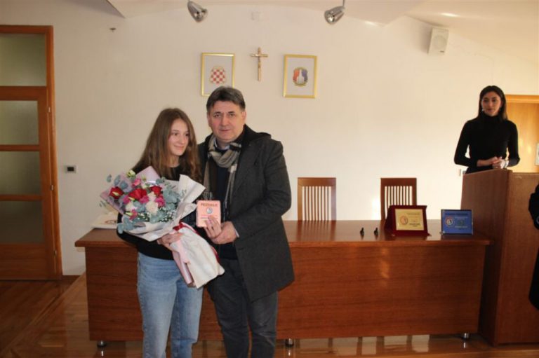 Ivan Petric i Ana-Marija Ćesić najbolji sportaši Posušja, evo tko je ...