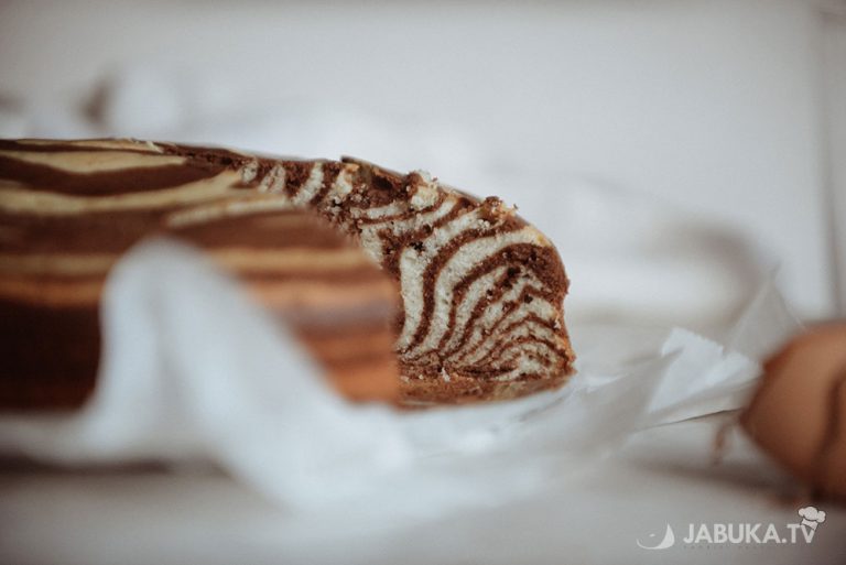“Zebra kolač”: Domaća poslastica koja će vas oduševiti okusom i ...