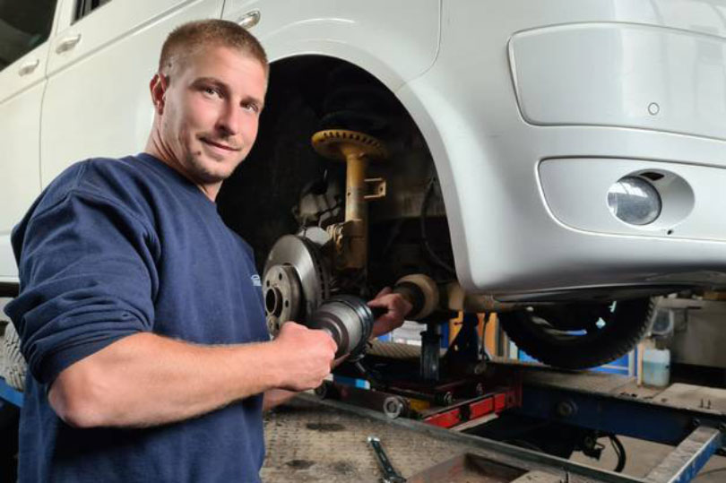 Evo što savjetuje iskusni automehaničar pri kupovini polovnog ...