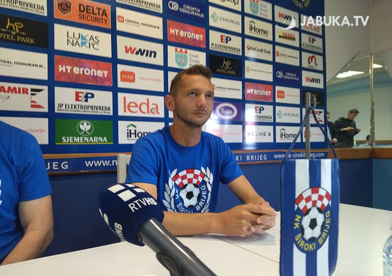 Begić: Lagao bih kada bih rekao kako je dobra atmosfera - Jabuka.tv