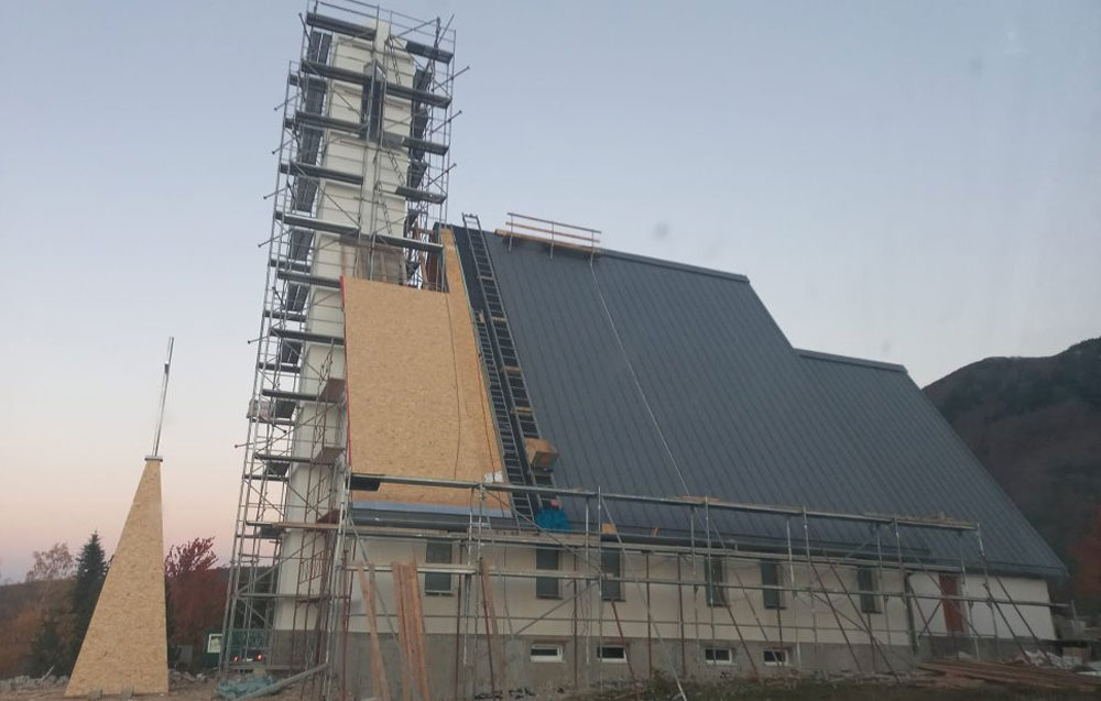 Risovac: Svečani blagoslov zvona za novu crkvu - Jabuka.tv