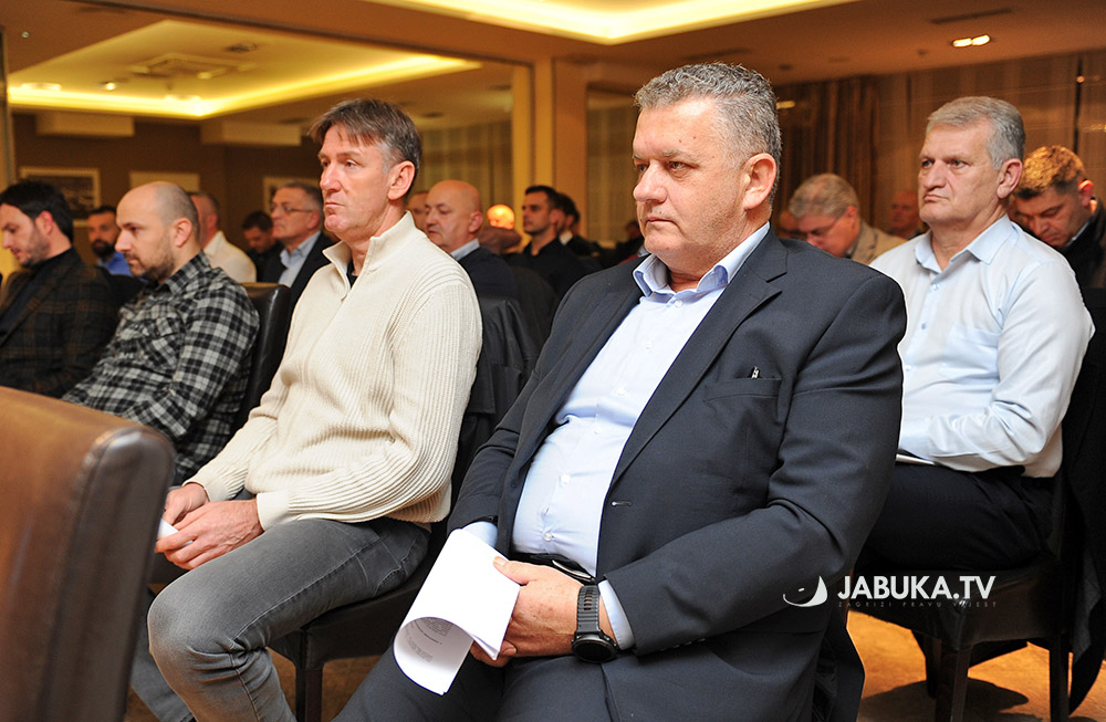 Izabran novi Upravni odbor NK Široki Brijeg, evo koji su sponzori ušli ... Izabran novi Upravni odbor NK Široki Brijeg, evo koji su sponzori ušli ...