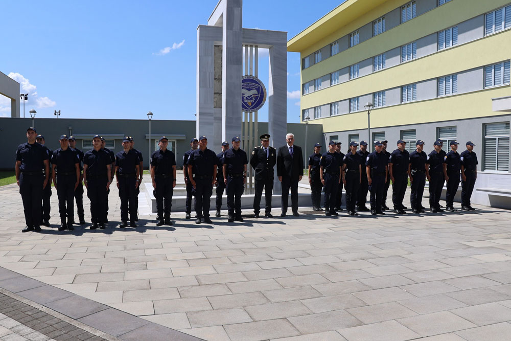 MUP ŽZH dobio 30 novih policajaca - Jabuka.tv