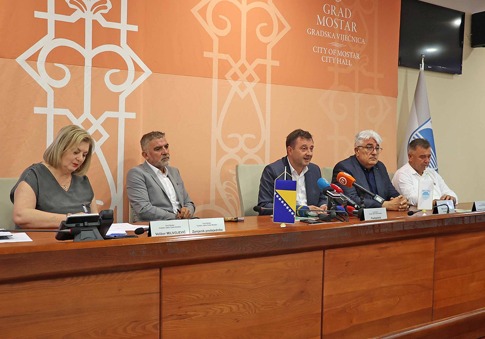 Grad Mostar i Hering potpisali ugovor za početak izgradnje olimpijskog ...