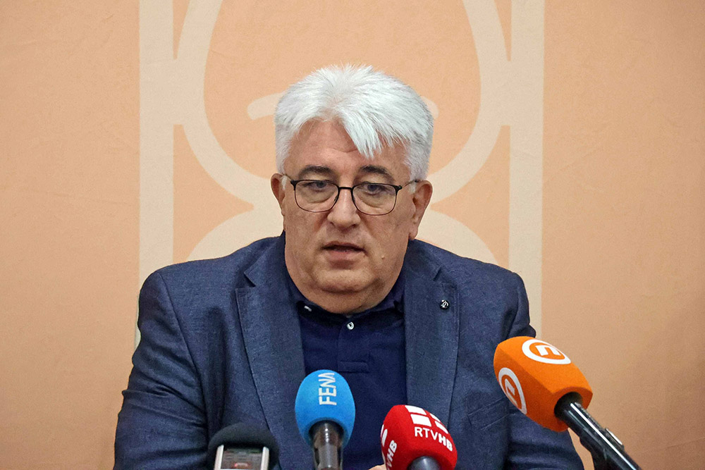 Grad Mostar i Hering potpisali ugovor za početak izgradnje olimpijskog ...