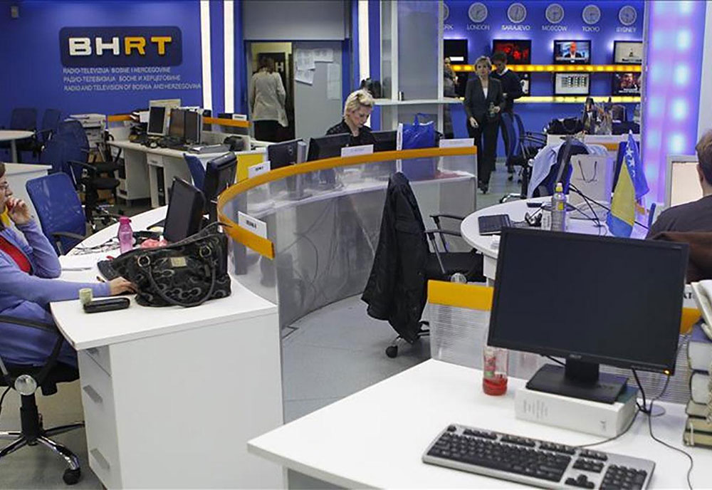 Kriza u javnim servisima: BHRT ugasio 15 emisija - Jabuka.tv