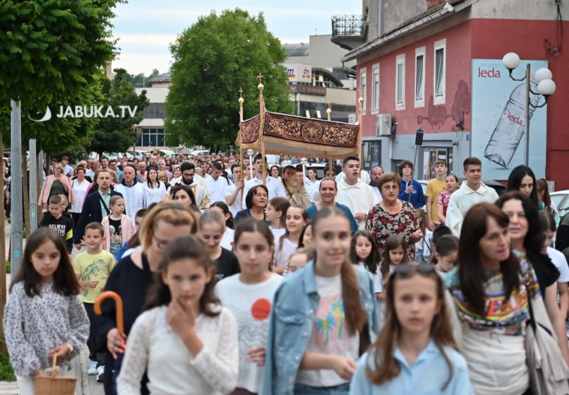 Briješka zvona donose bogat lipanjski program u Širokom Brijegu - Jabuka.tv