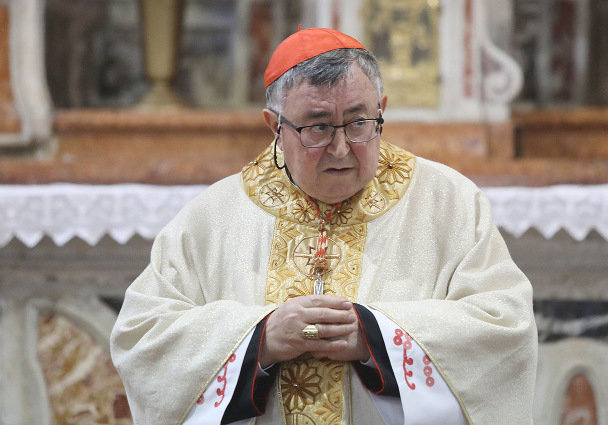 Kardinal Vinko Puljić doputovao u Rim na konklavu za izbor novog pape ...