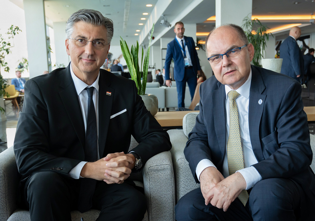 Plenković sa Schmidtom o stanju u BiH - Jabuka.tv