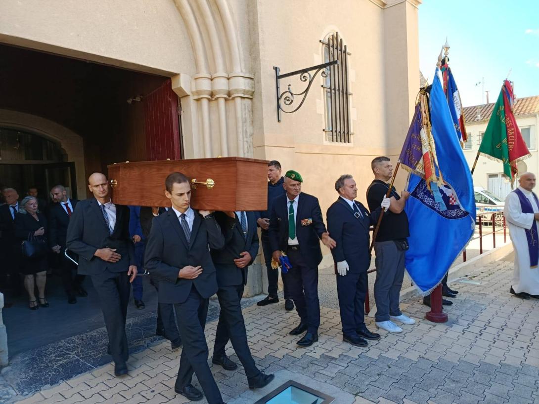 Posljednji ispraćaj generala Ante Rose: “Istinski vojnik i ratnik ...