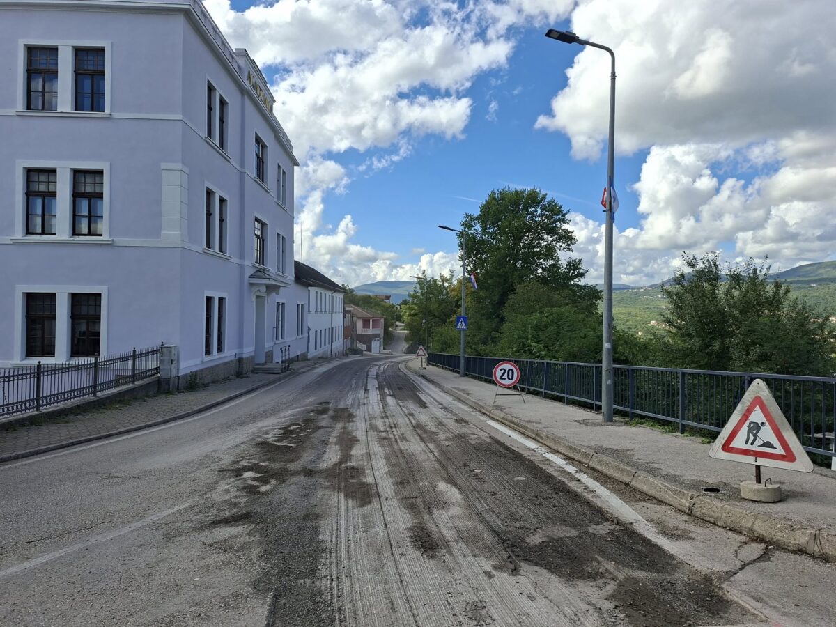 Od Gradske mrtvačnice do Akademije: Izmjena režima prometa u Širokom Brijegu - Jabuka.tv