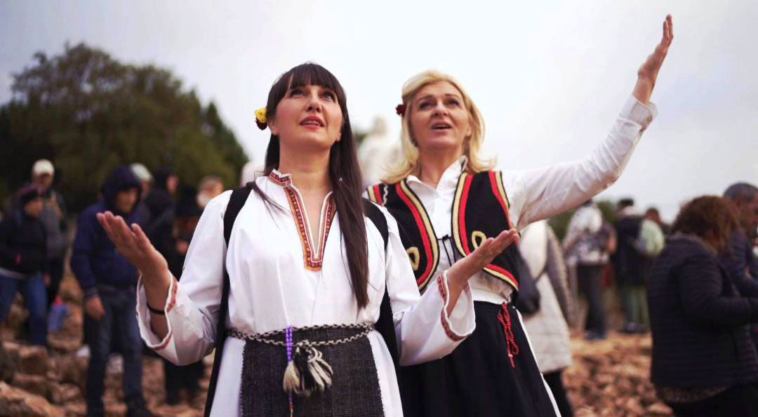 “Hercegovka sam, time se ponosim”: Na Brdu ukazanja snimljen spot u ...