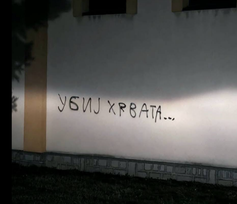 Na crkvi u BiH osvanuo grafit “Ubij Hrvata” ispisan ćirilicom - Jabuka.tv