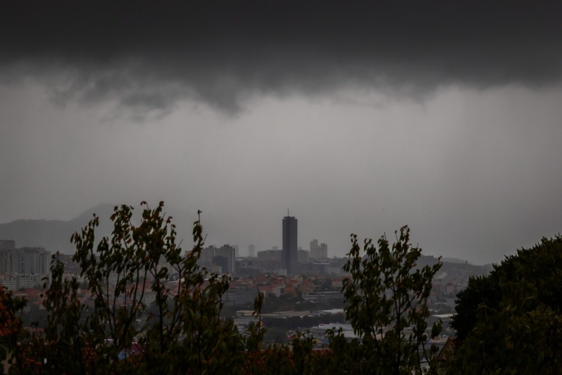 Veliko nevrijeme stiglo u Hrvatsku: Tuča, olujni vjetar i nova ...